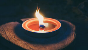 Comprehensive Candle Troubleshooting Guide: Fix Tunneling, Frosting ...